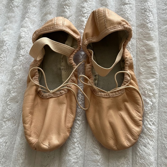 Bloch | Shoes | Bloch Womens Dansoft Full Sole Leather Ballet Shoe ...